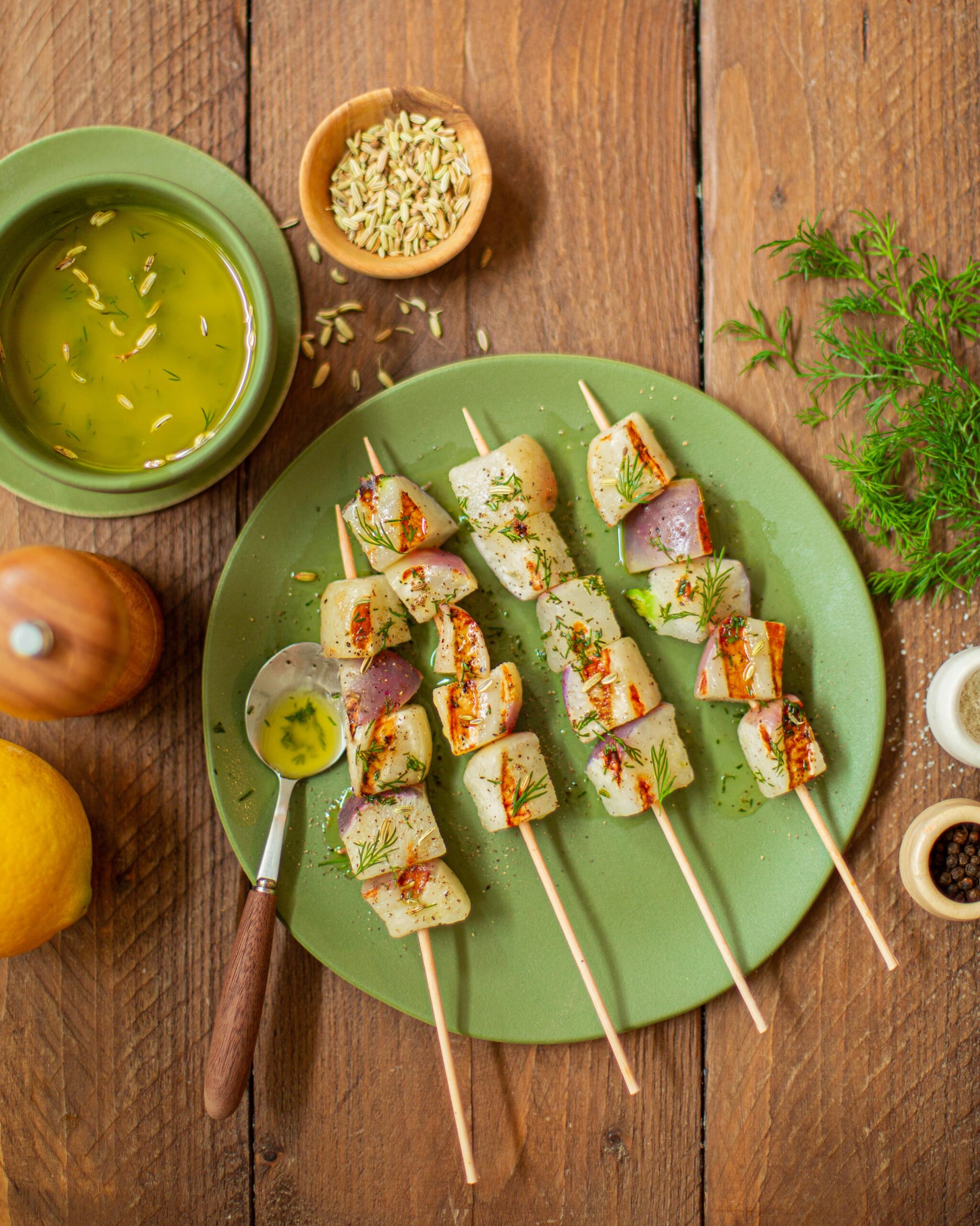 Brochettes de navets grillés à l'aneth - Priméale