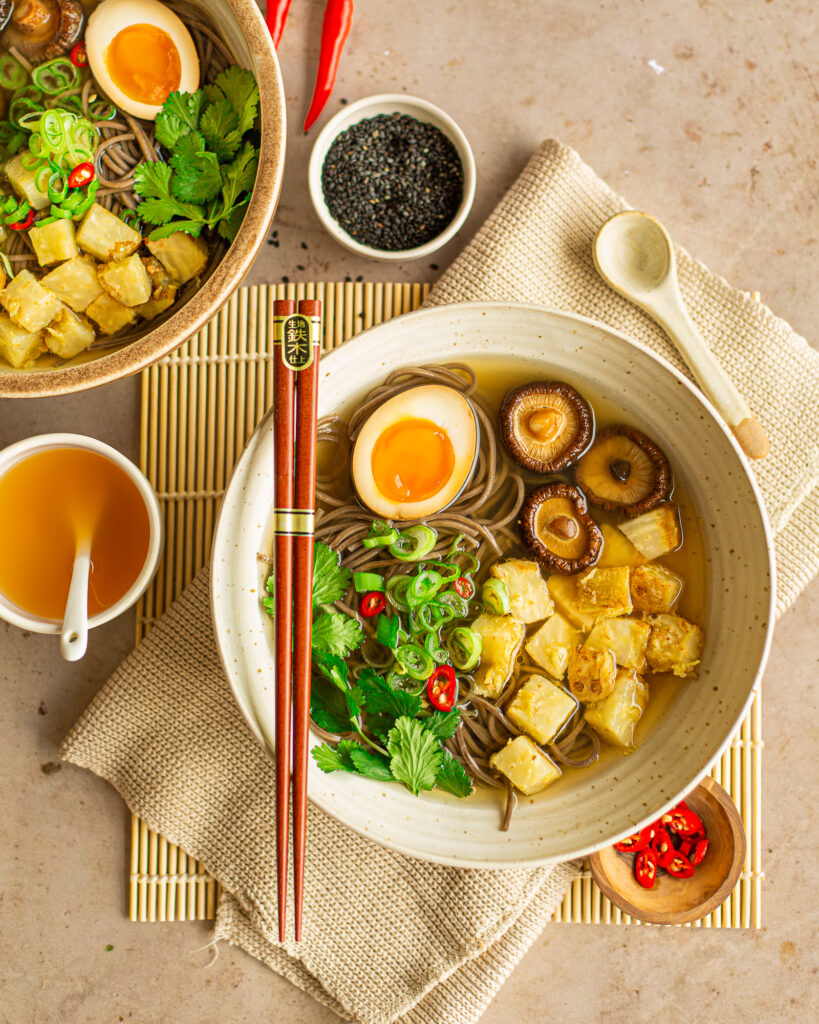 RAMEN DE CÉLERI RAVE AU GINGEMBRE - Priméale